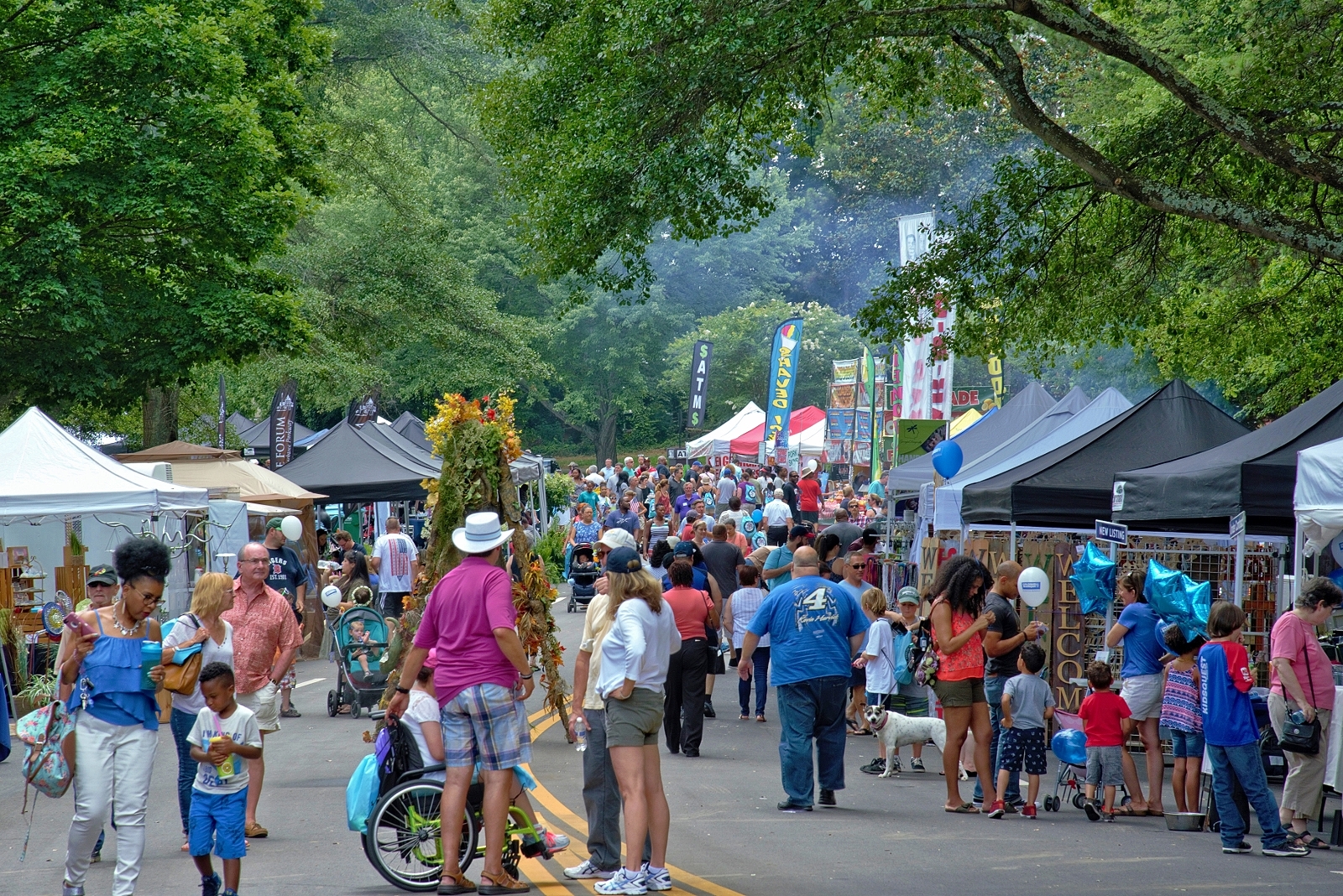 Festival - Ludwig.Gallery
